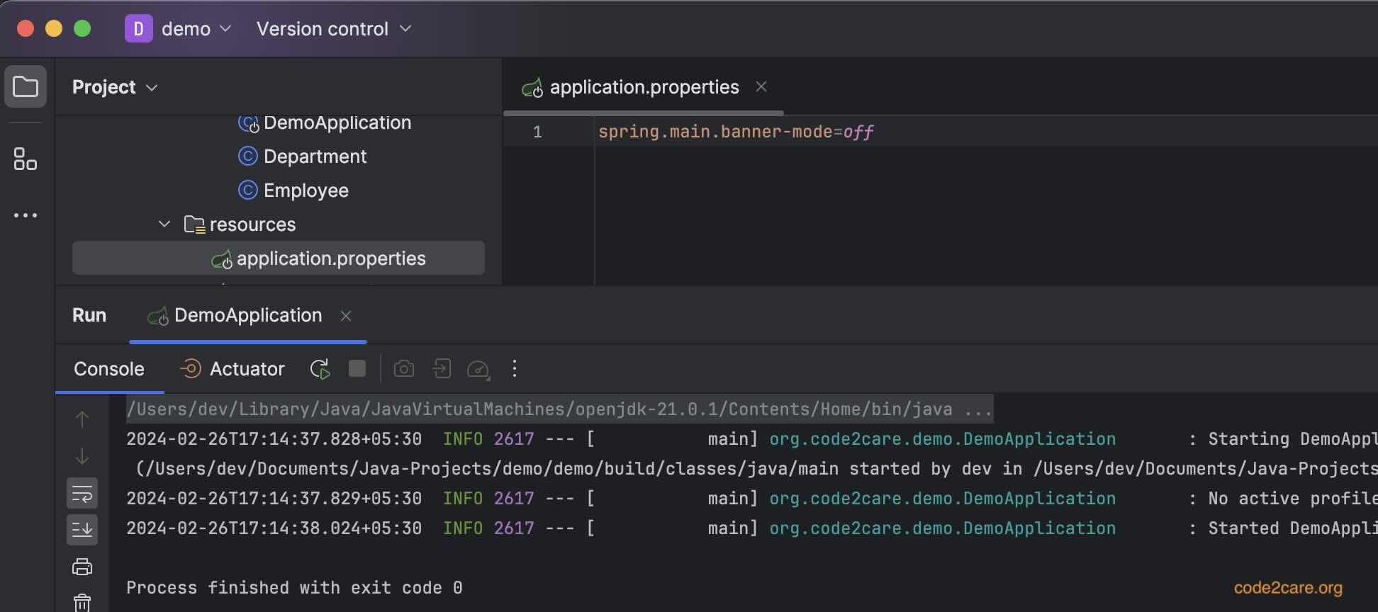 How to remove Spring Boot Text Banner shown in Console when Application ...